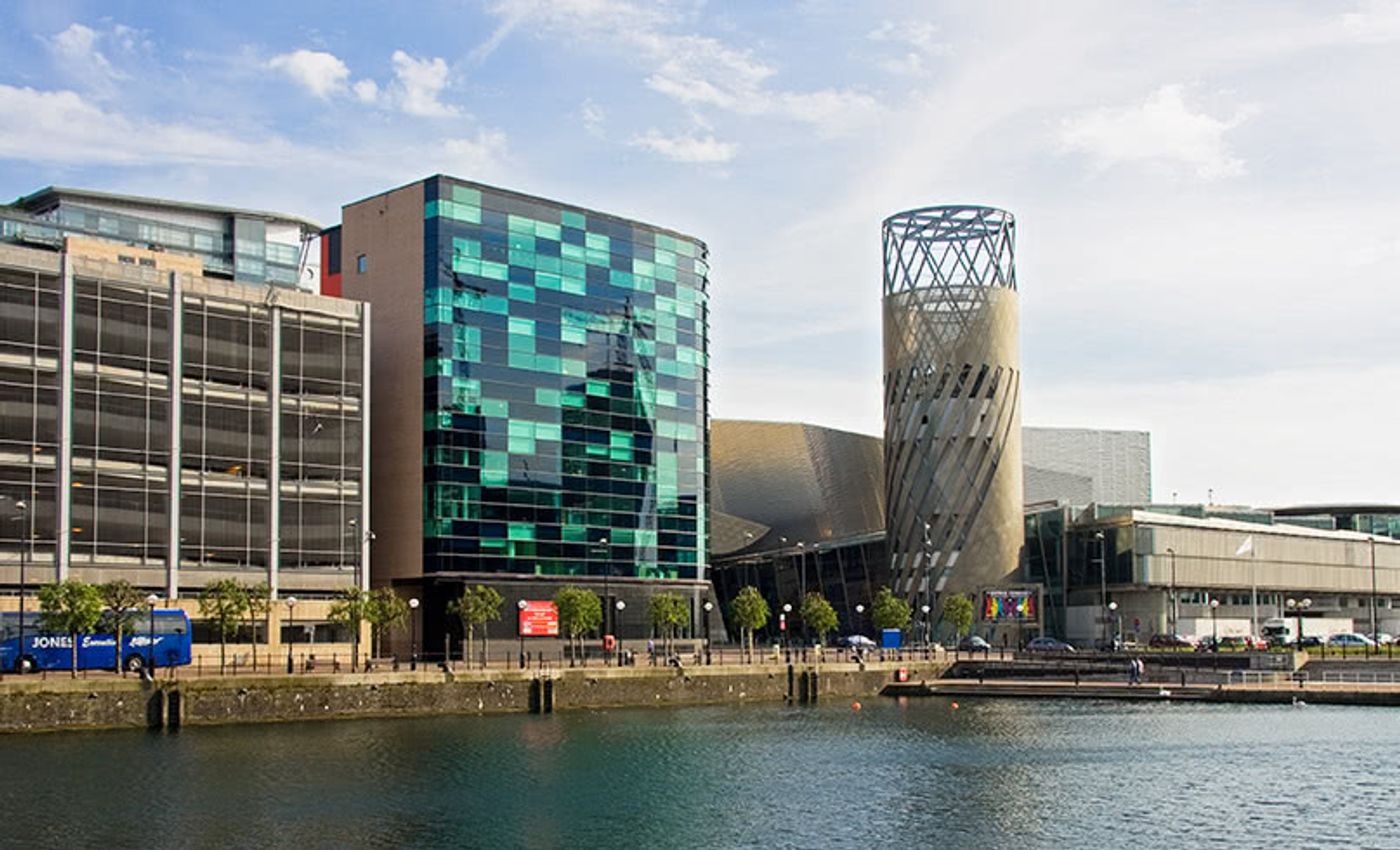 Blinds, Curtains and Carpets in Manchester | Hillarys