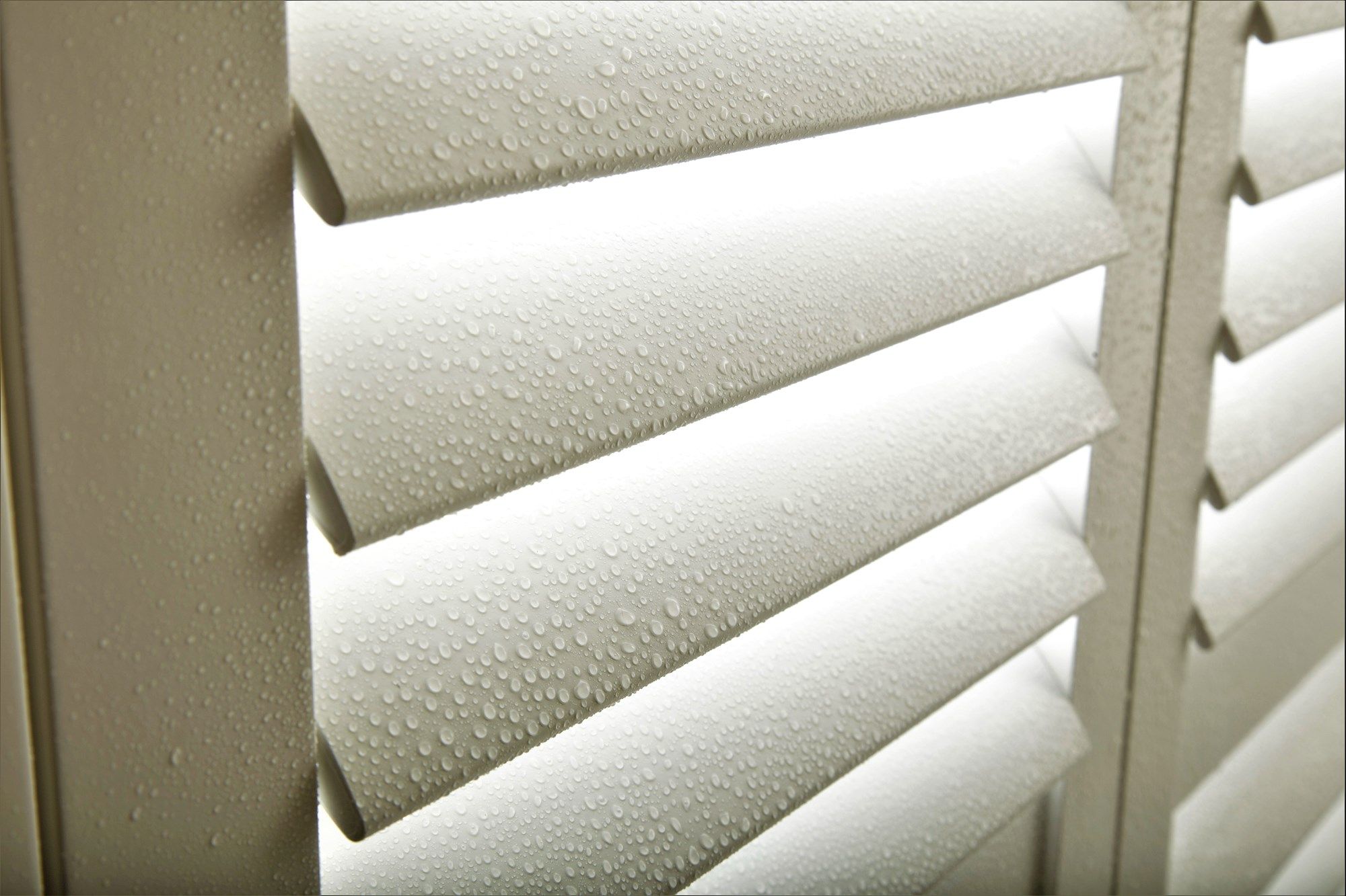 String Shutter | Hillarys